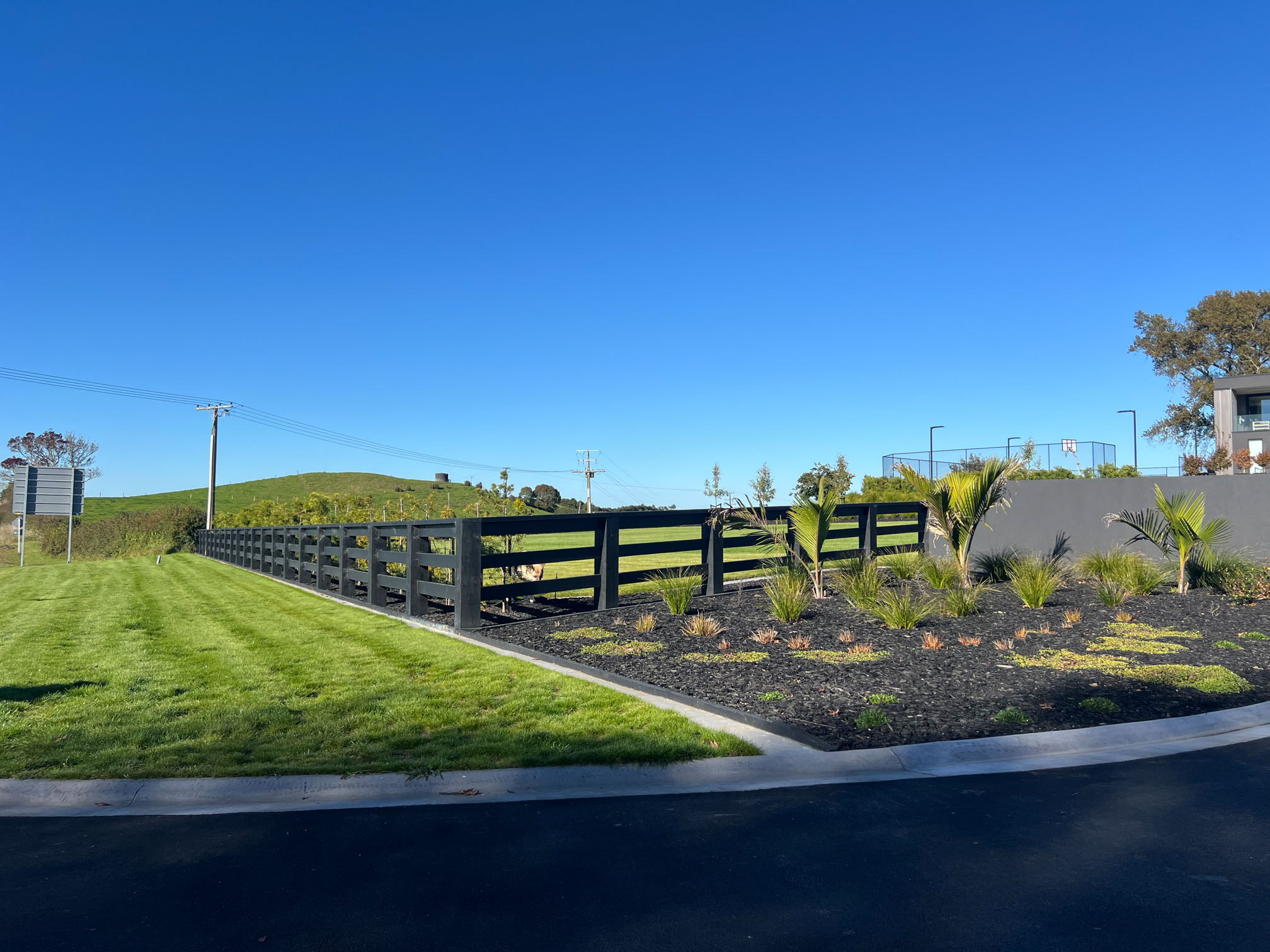 Interlock Fencing for Horsham Downs - Beams & Timber